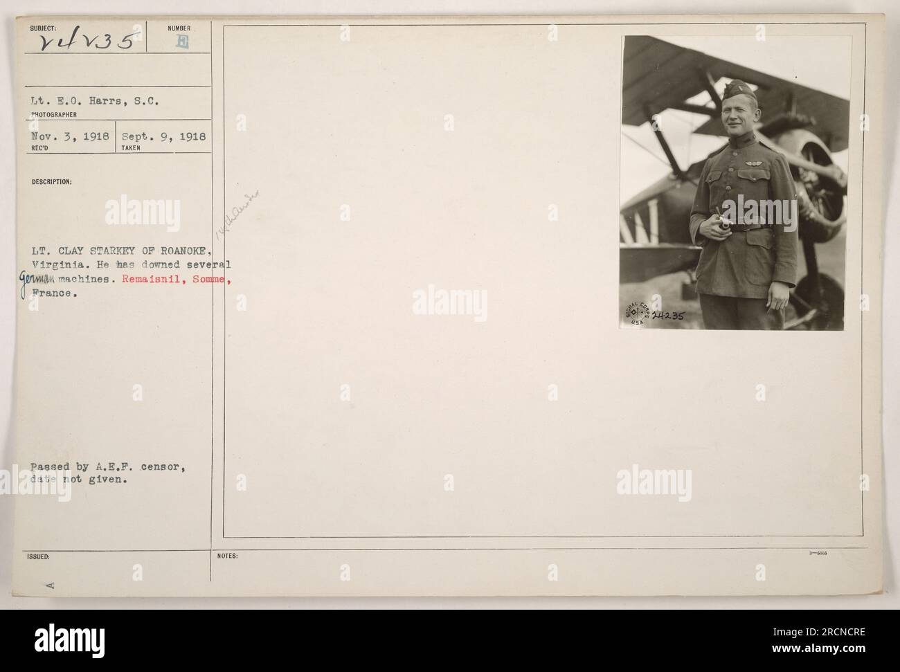 Downing enemy aircraft hi-res stock photography and images - Alamy