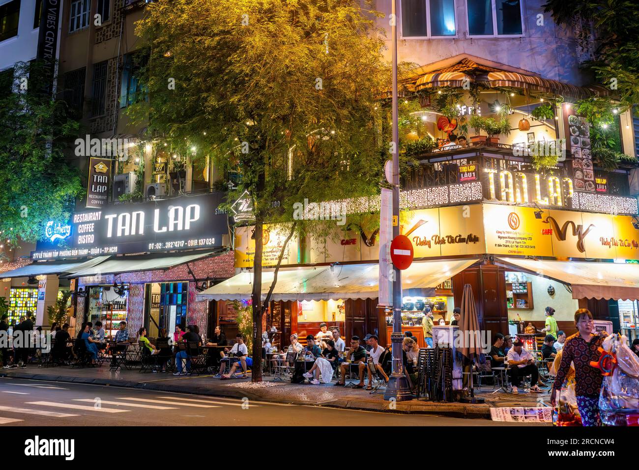 Hcmc street photography hi-res stock photography and images - Alamy