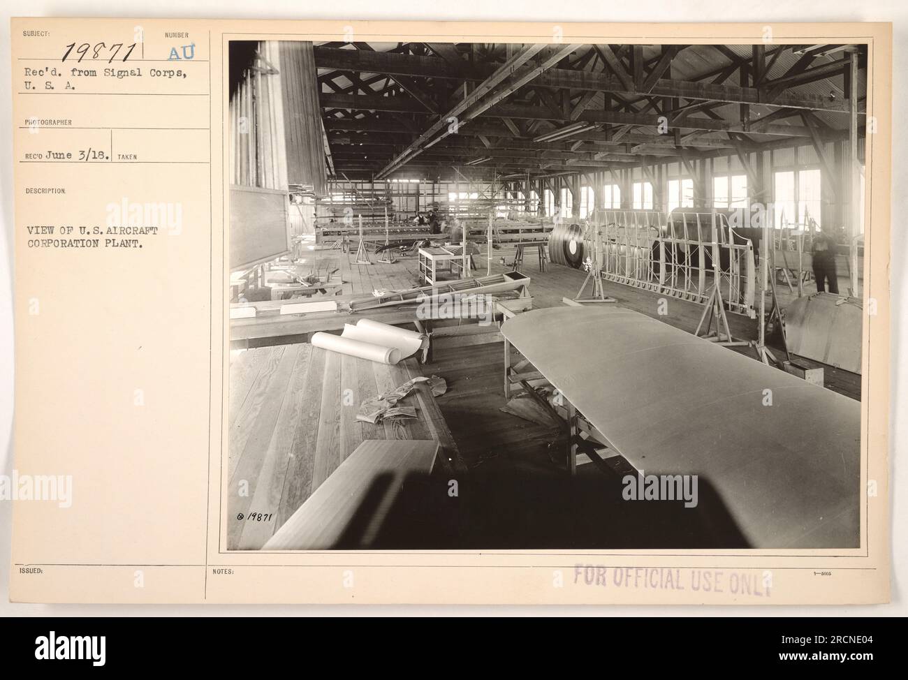 Inside look into the U.S. Aircraft Corporation plant during World War ...
