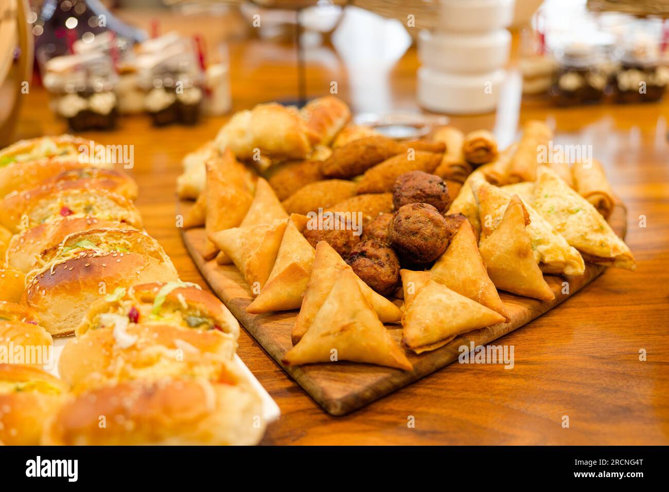 Kids birthday party hi-res stock photography and images - Alamy