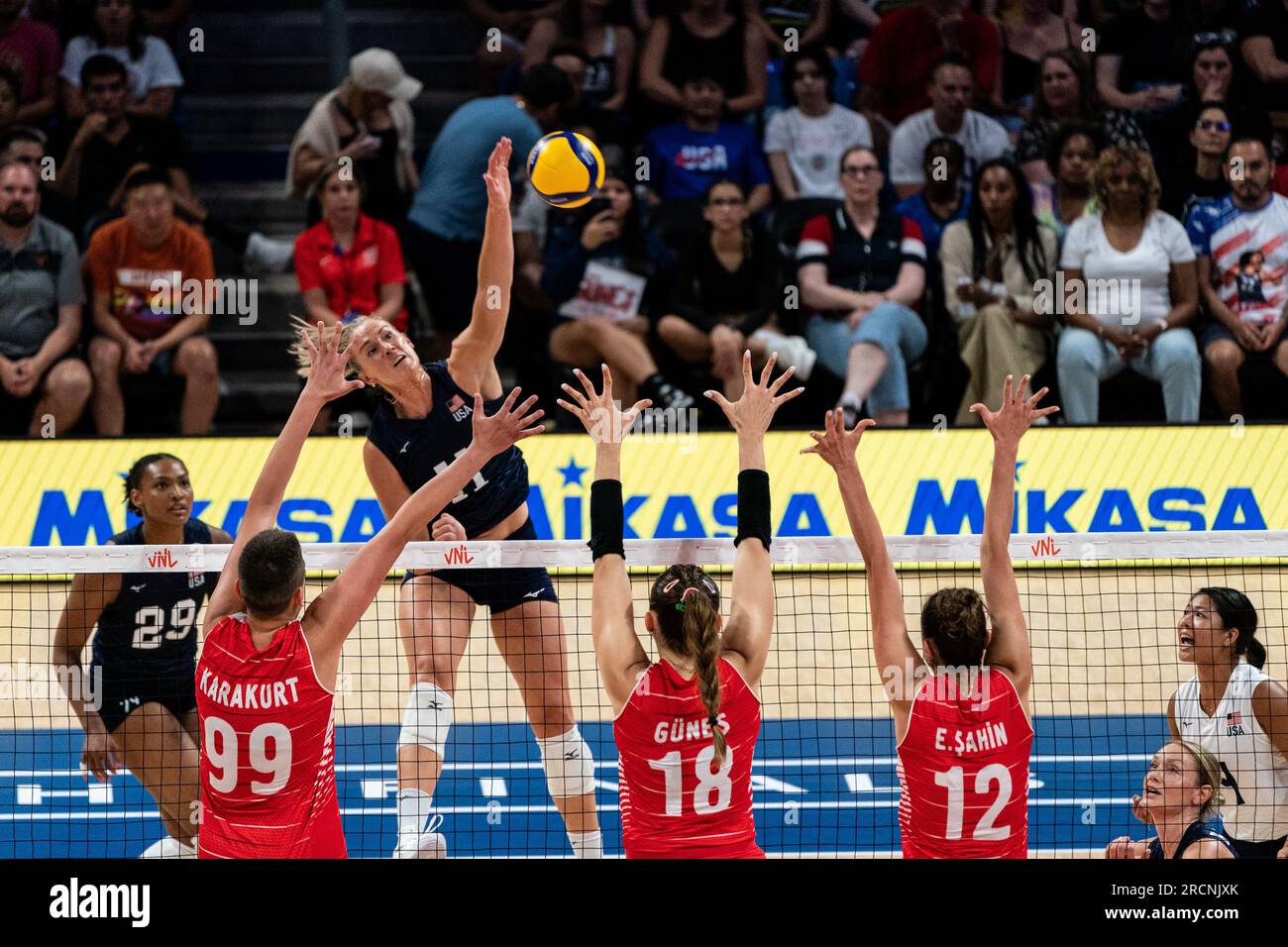 Andrea arlington hi-res stock photography and images - Alamy