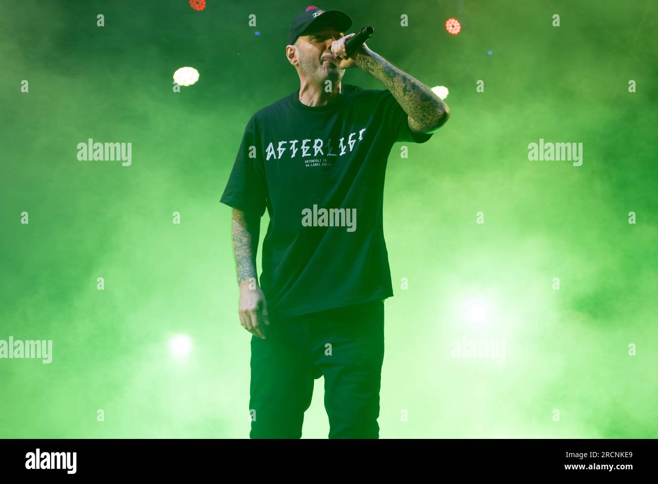 Fabri fibra on stage hi-res stock photography and images - Alamy