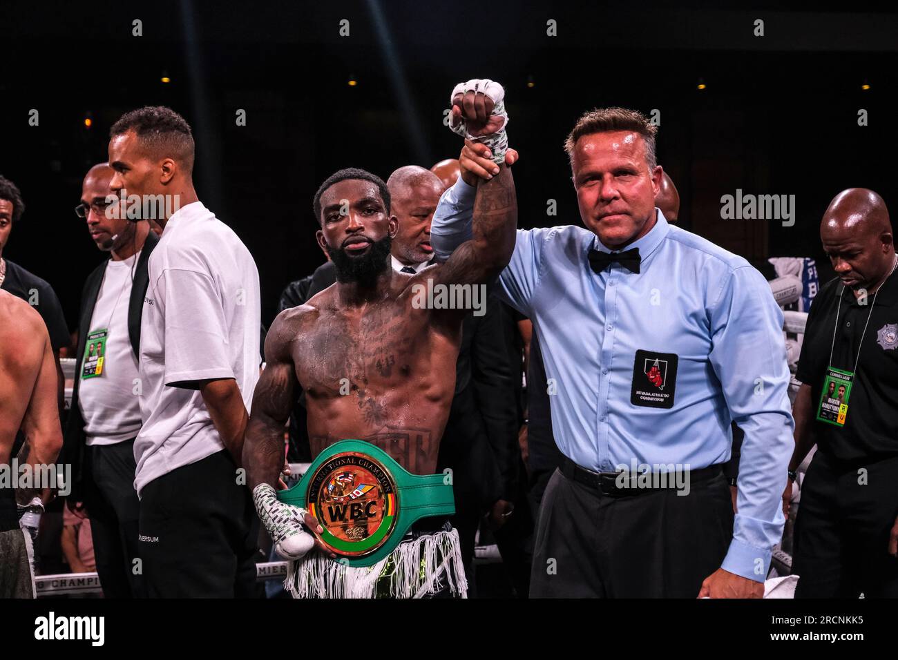 Las Vegas, Nevada, USA. 14th July, 2023. Referee Thomas Taylor raises ...