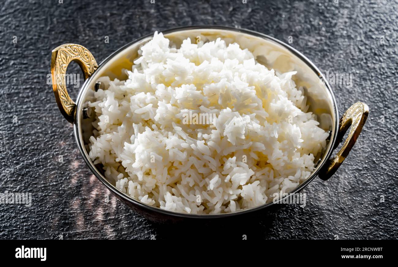 A bowl of freshly cooked basmati rice Stock Photo - Alamy