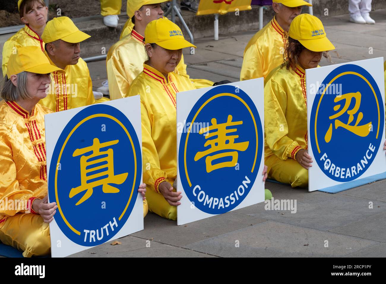 London, UK. 15 July, 2023. Falun Gong practitioners and supporters ...