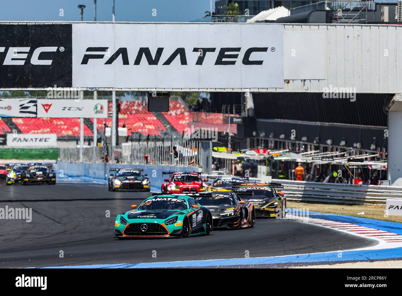 Amg gt3 evo hi-res stock photography and images - Alamy