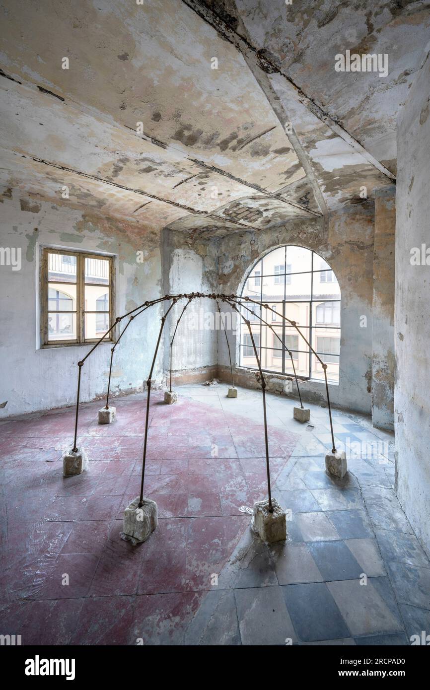 Mario Merz, "Igloo", 1969, Arte Povera collection room, Pistoletto ...