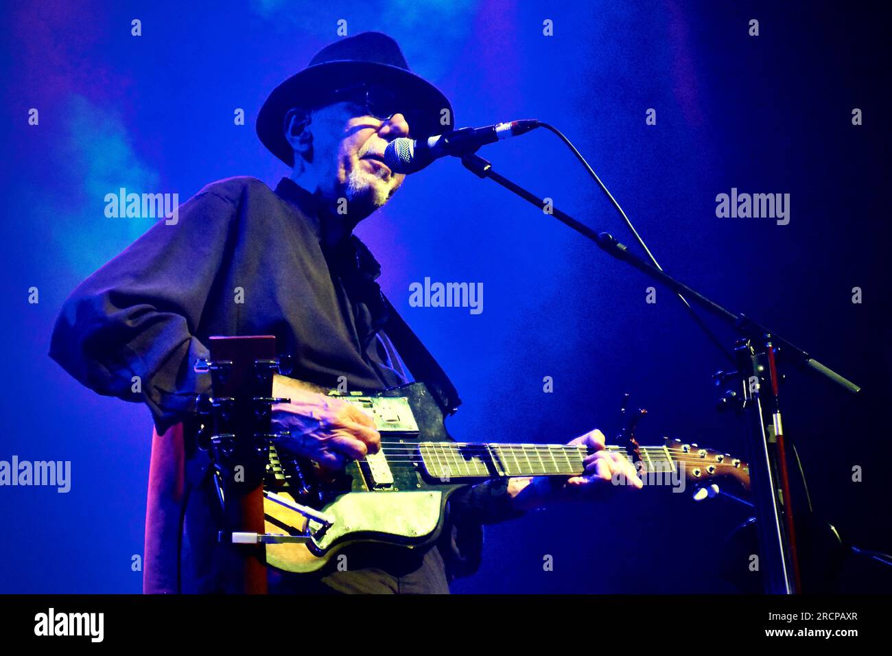 Rod clements lindisfarne hi-res stock photography and images - Alamy