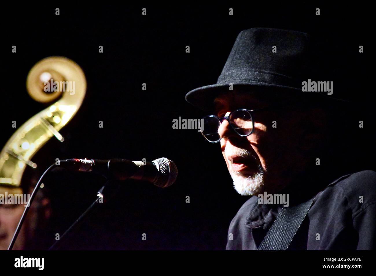 Rod clements lindisfarne hi-res stock photography and images - Alamy