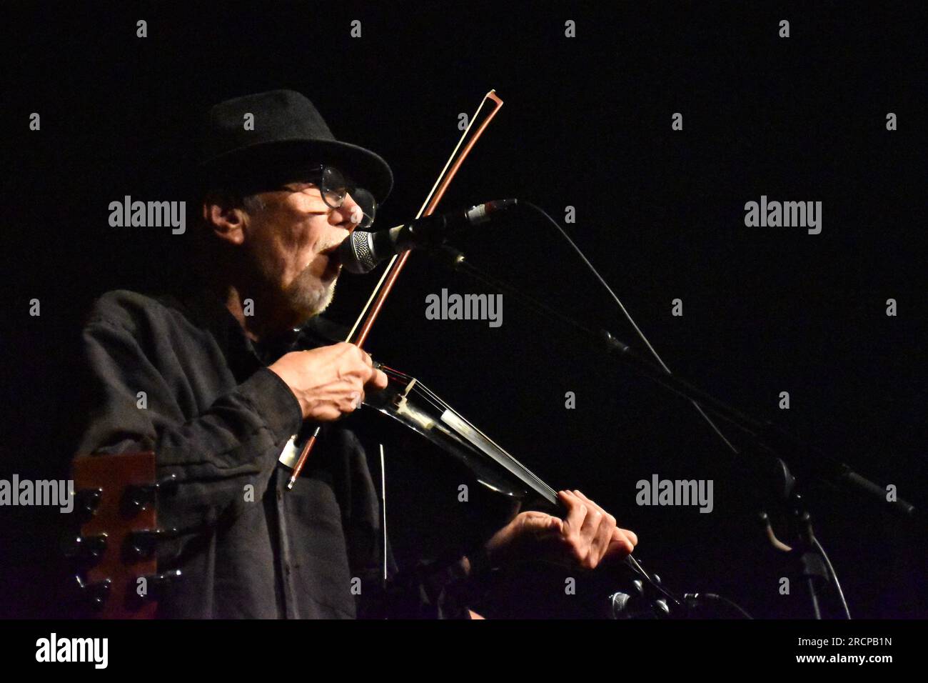 Rod clements lindisfarne hi-res stock photography and images - Alamy