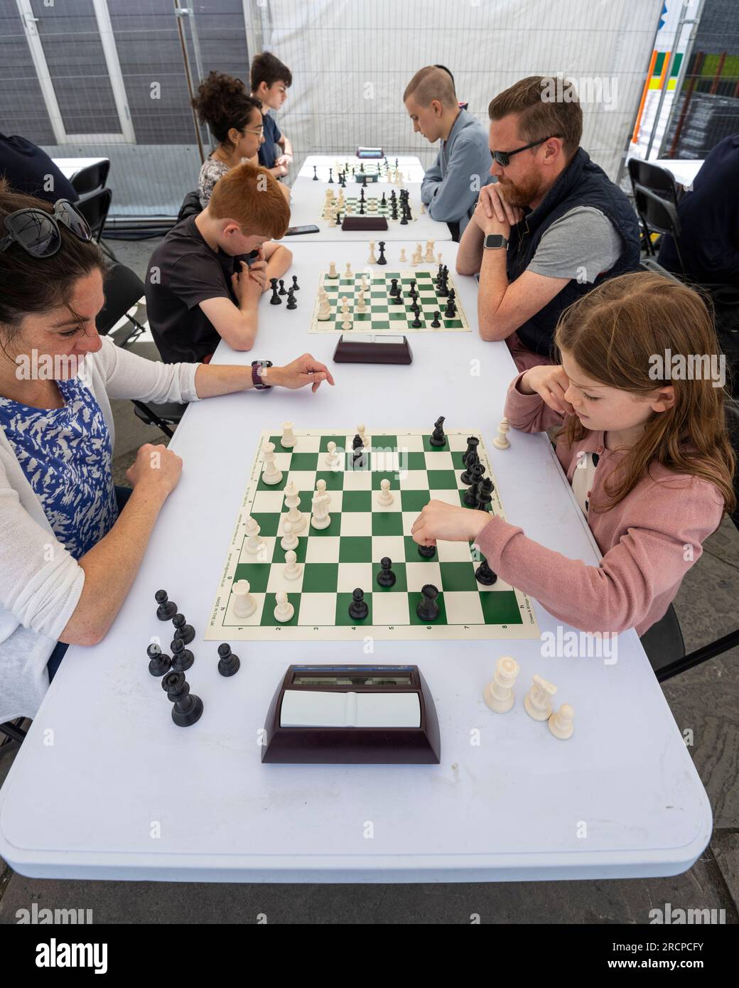 Trafalgar square festival of chess hi-res stock photography and images ...