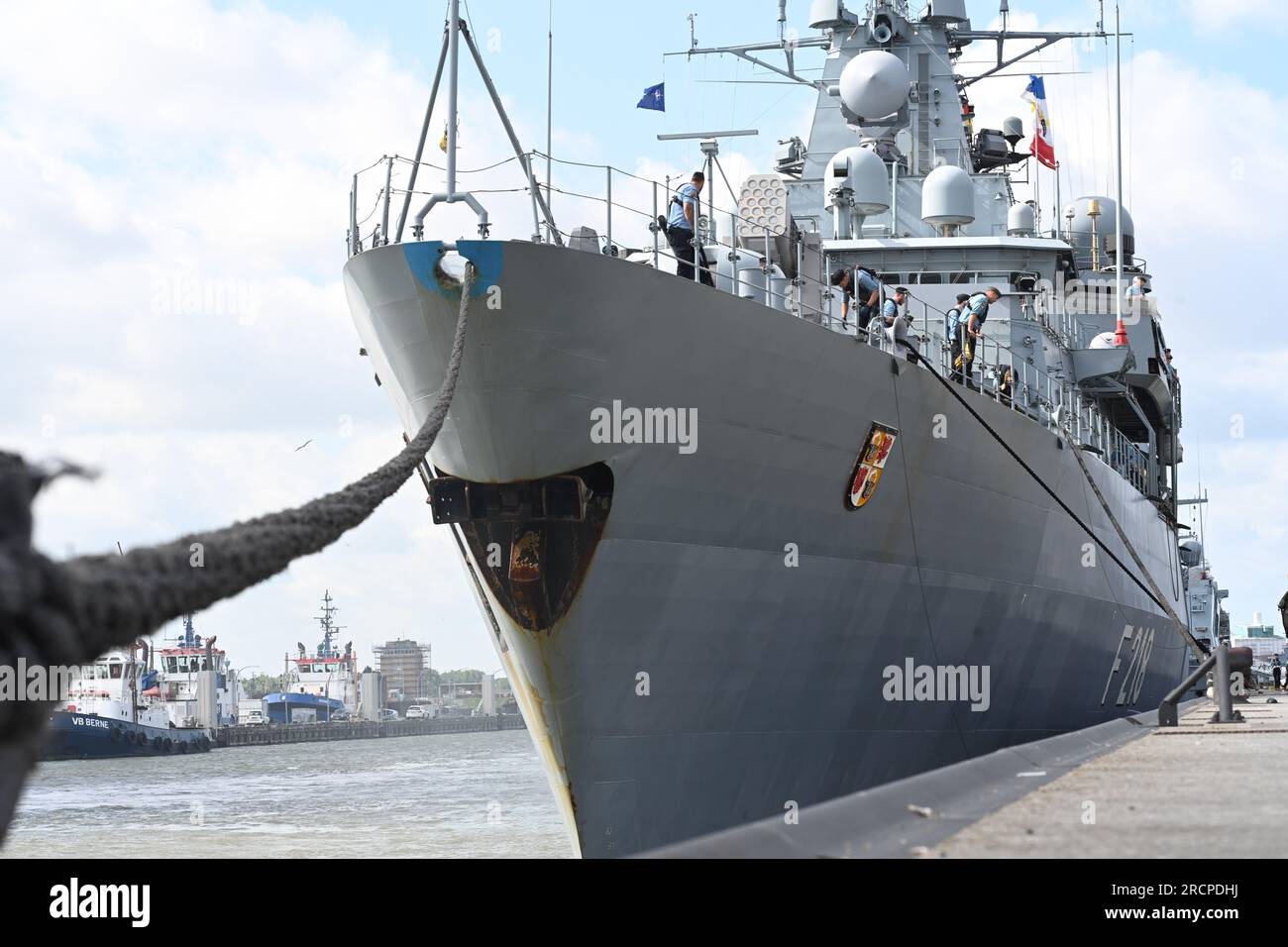 Wilhelmshaven, Germany. 16th July, 2023. The frigate is moored at the ...