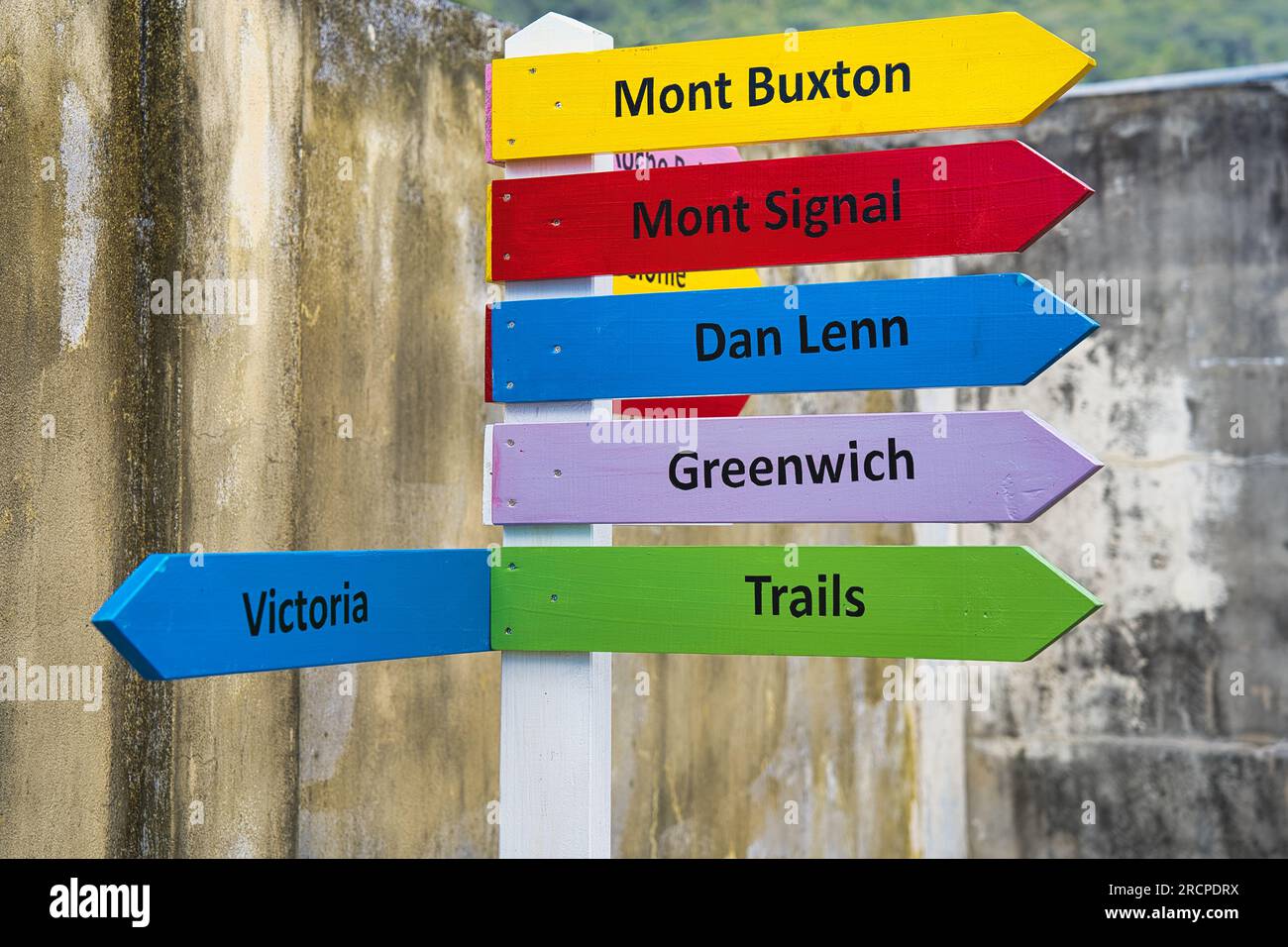 Seychelles road sign hi-res stock photography and images - Alamy