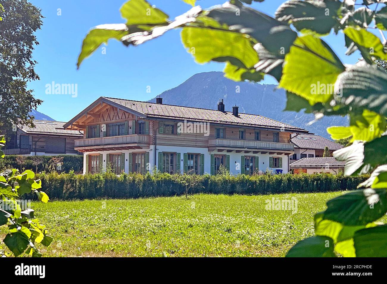 Alisher usmanov tegernsee hi-res stock photography and images - Alamy