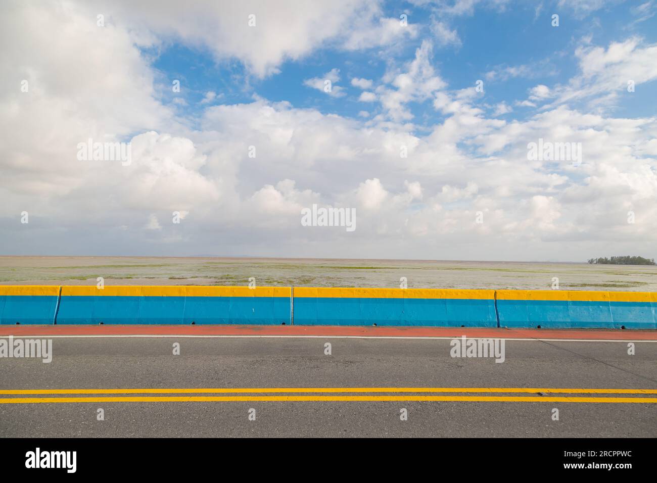 Street lane with blue sky and cloud background Stock Photo - Alamy