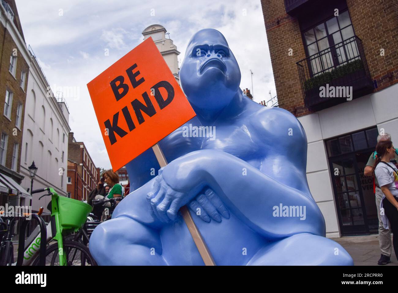 London, UK. 16th July 2023. Artwork by Barnaby Barford, part of the ...