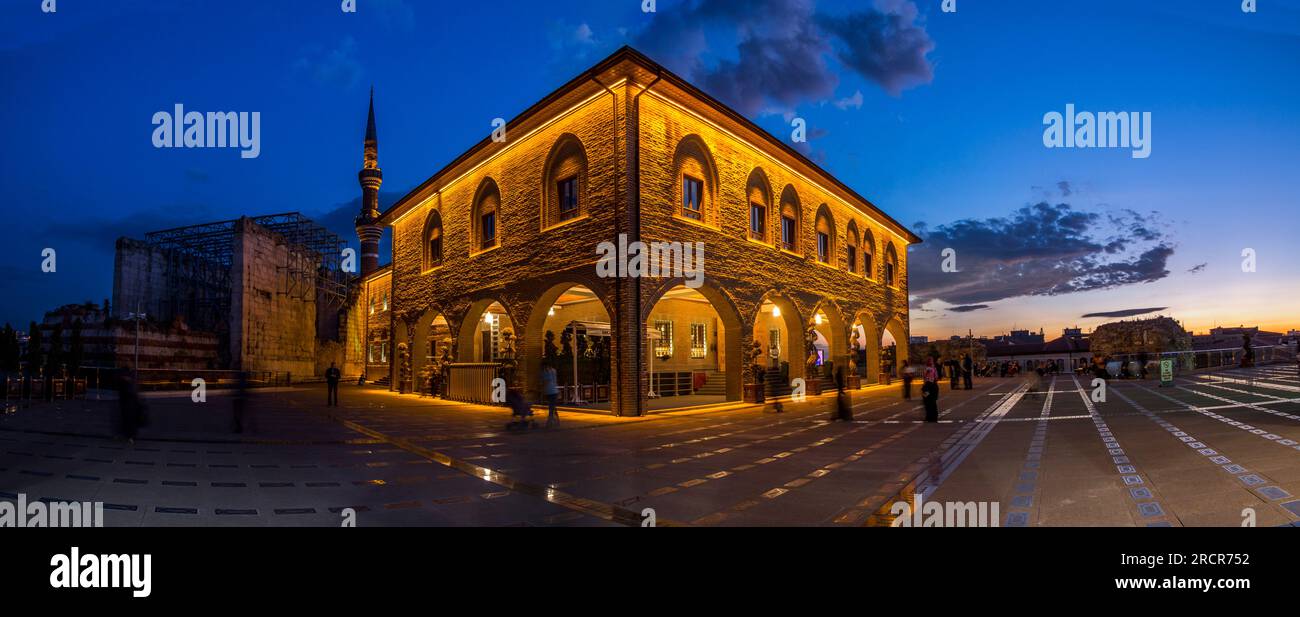 Perfect Corner of a Mosque Stock Photo - Alamy