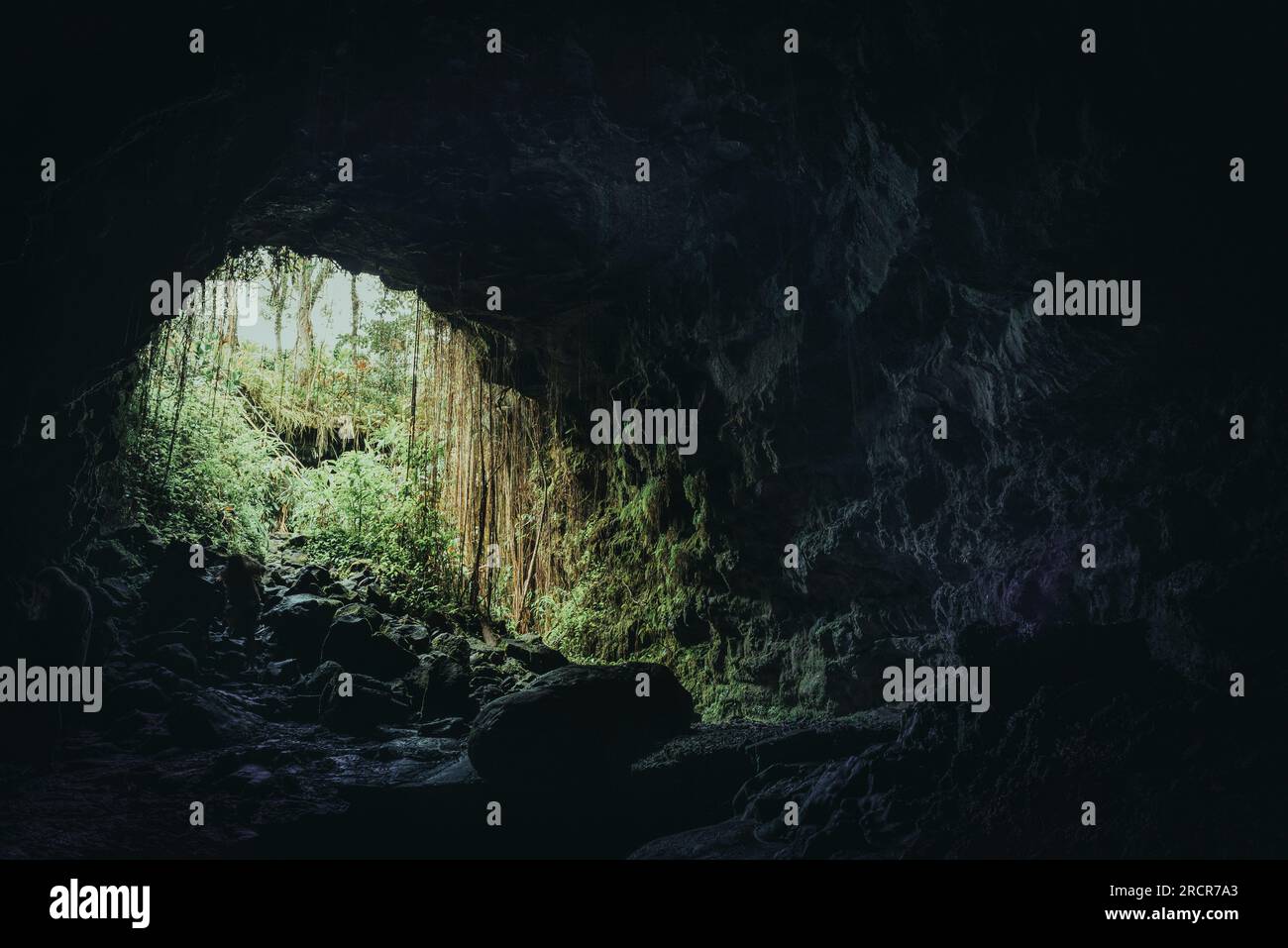 Underground lava cave hi-res stock photography and images - Alamy