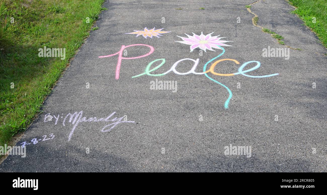 An inspiring chalk art message "Peace Stock Photo - Alamy