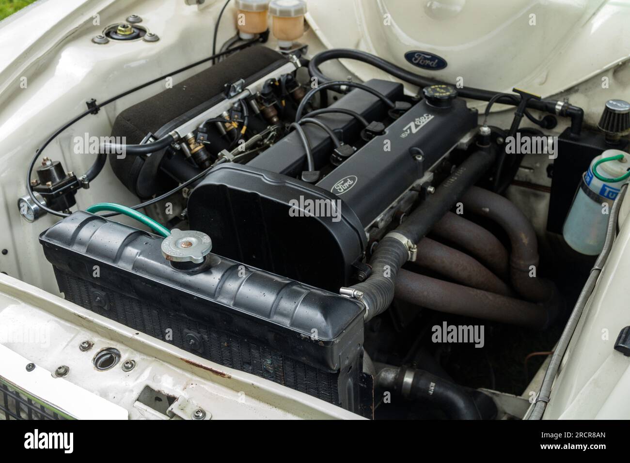 Ford Zetec engine in a Lotus Mark 1 Ford Cortina. Rochdale Classic Car ...