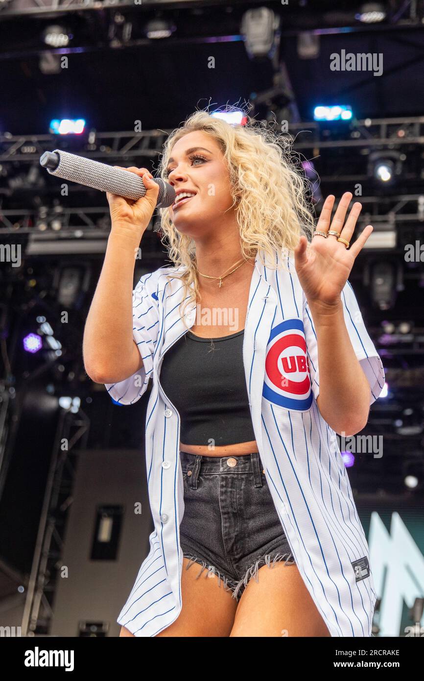 Megan moroney 2023 hi-res stock photography and images - Alamy