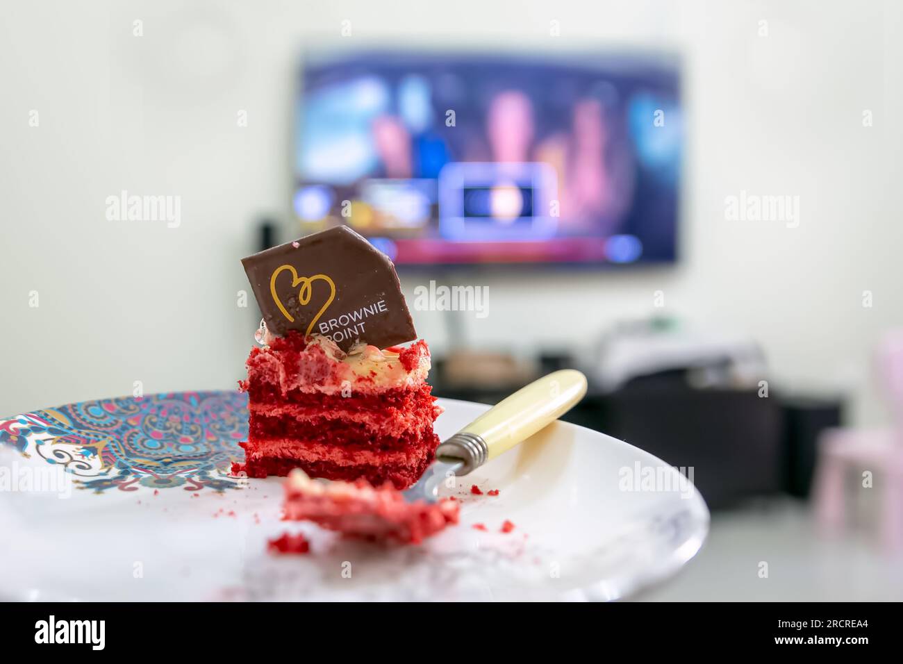 Piece chocolate yummy cake hi-res stock photography and images - Alamy