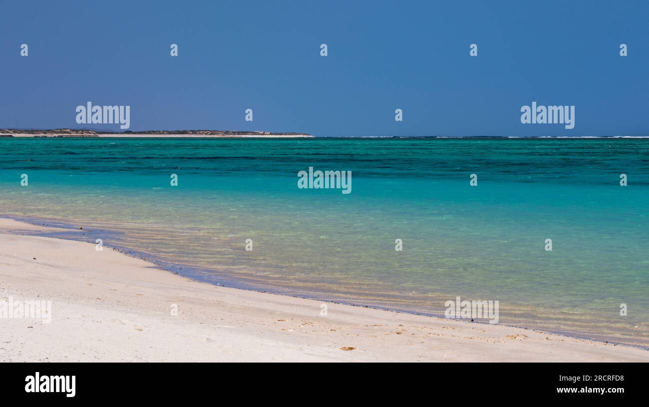 Crystal beauty of idyllic Turquoise Bay beach at Cape Range National ...