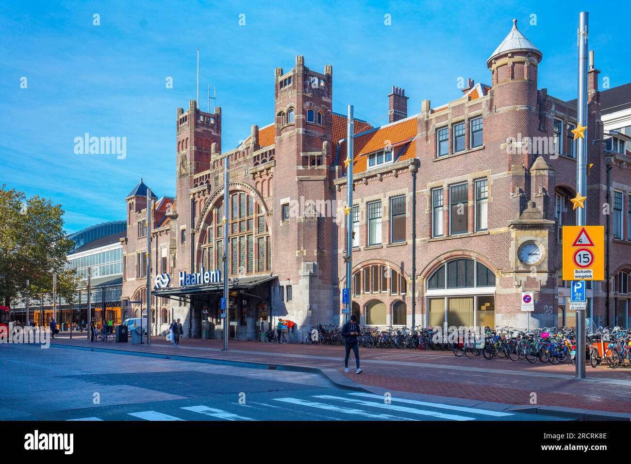 Central station, Haarlem, North Holland, Netherlands Stock Photo - Alamy