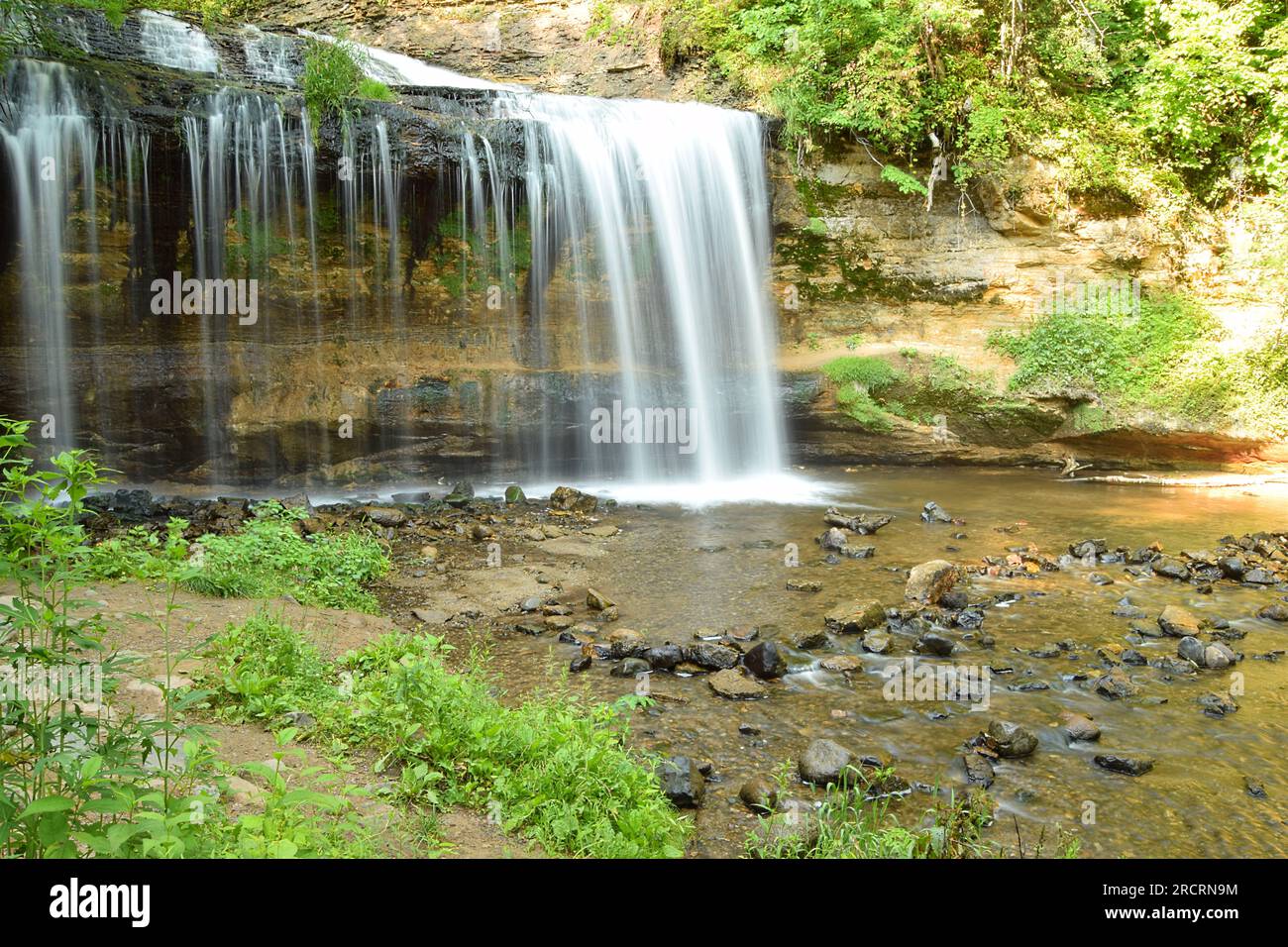 Waterfall land scape hi-res stock photography and images - Alamy