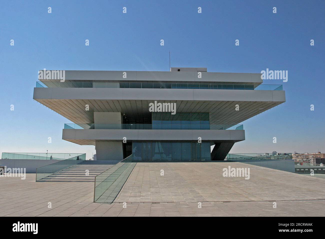 Port valencia spain hi-res stock photography and images - Alamy