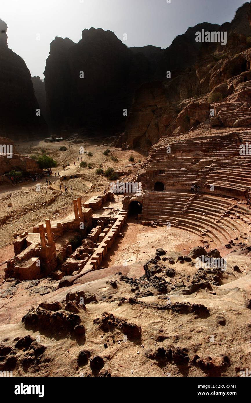 Theater, Petra, البتراء‎, al-Bitrāʾ, archaeological site, Wadi Musa ...