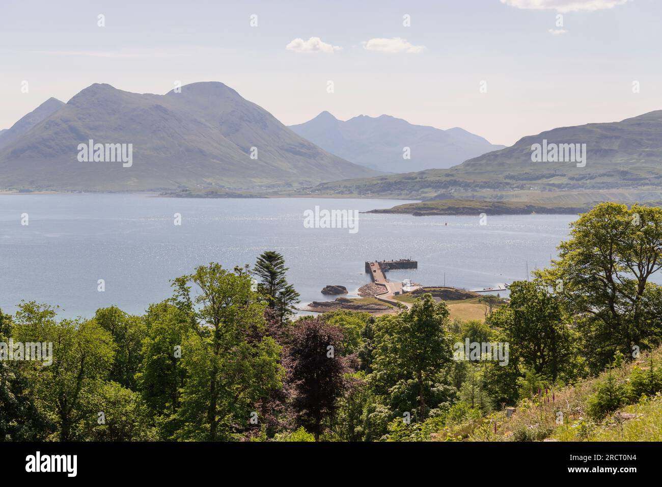 Sound to glamaig hi-res stock photography and images - Alamy