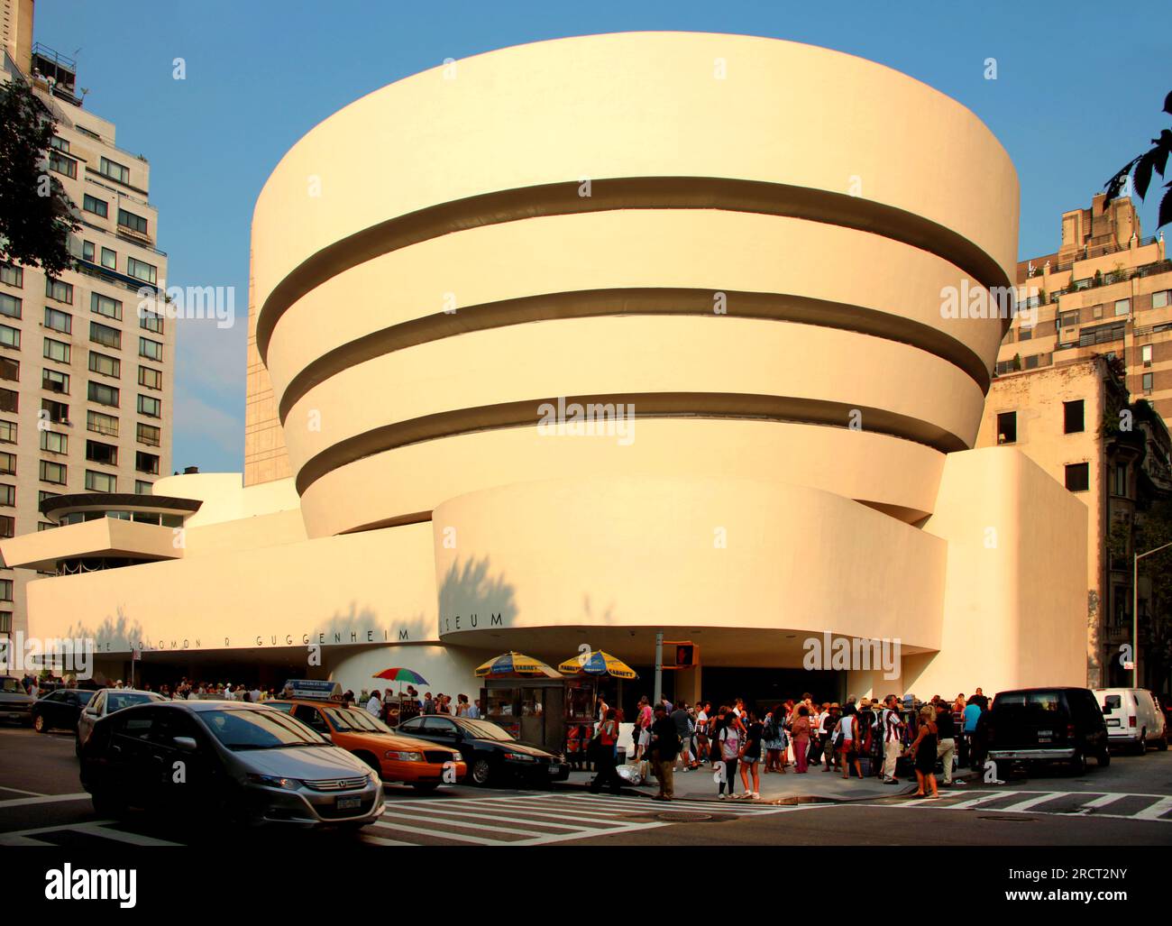 Guggenheim museum, Manhattan, New York, U.S.A Stock Photo - Alamy