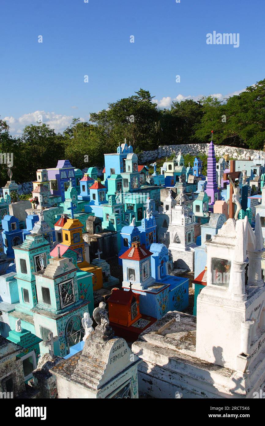 Yucatan peninsula attractions hi-res stock photography and images - Alamy