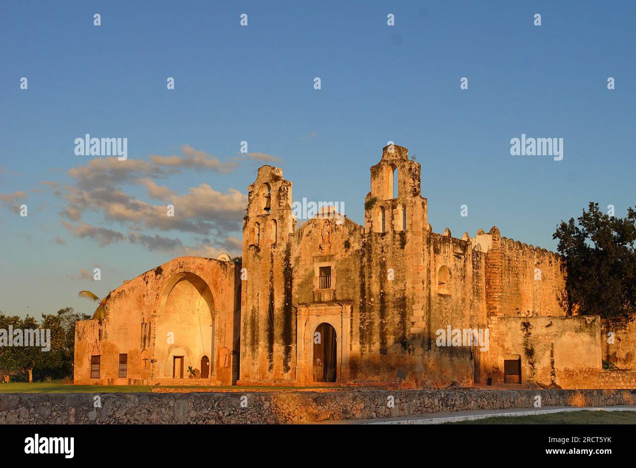 Convento de San Miguel Arcángel, Mani, Yucatan Peninsula, Mexico Stock ...