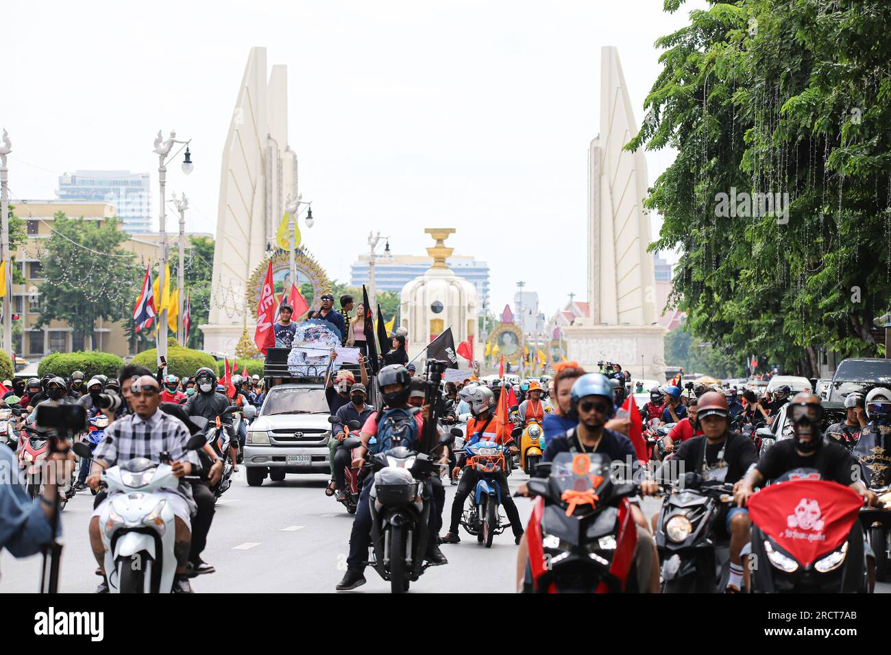Car mob rally hi-res stock photography and images - Alamy