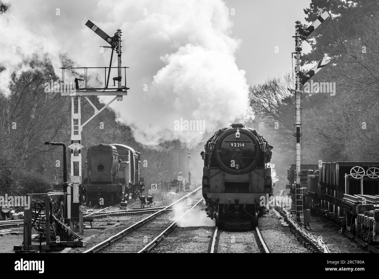 BR '9F' 2-10-0 No. 92214 approaches Quorn and Woodhouse station on the ...