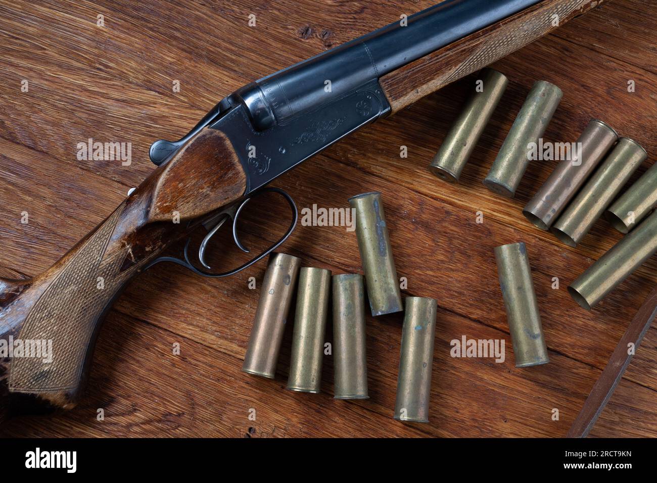 Hunting shotgun with brass cases and accessories for cartridge ...