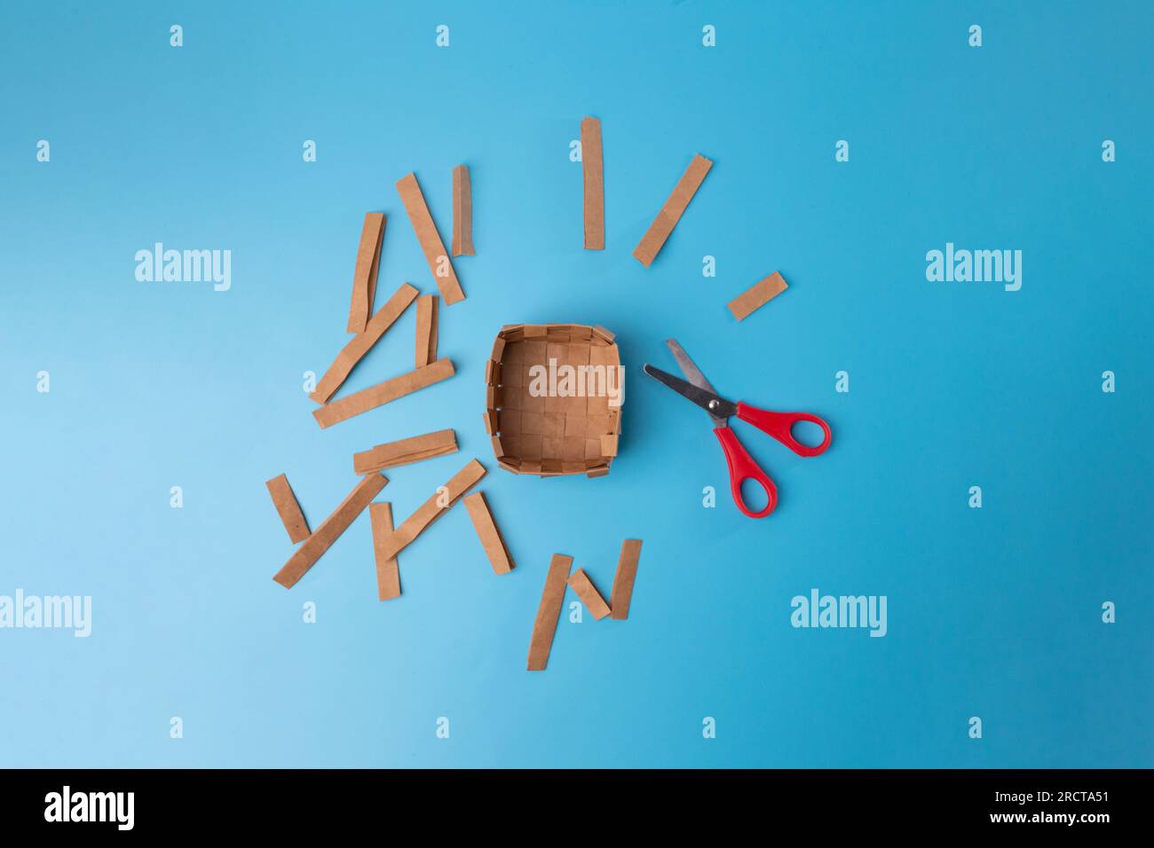 recycled paper craft, DIY basket project Stock Photo - Alamy