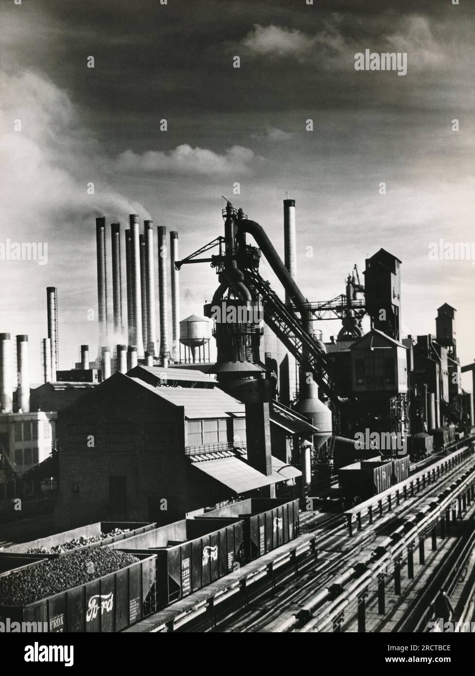 Dearborn, Michigan: 1937 Ford Motor Company's River Rouge plant Stock ...