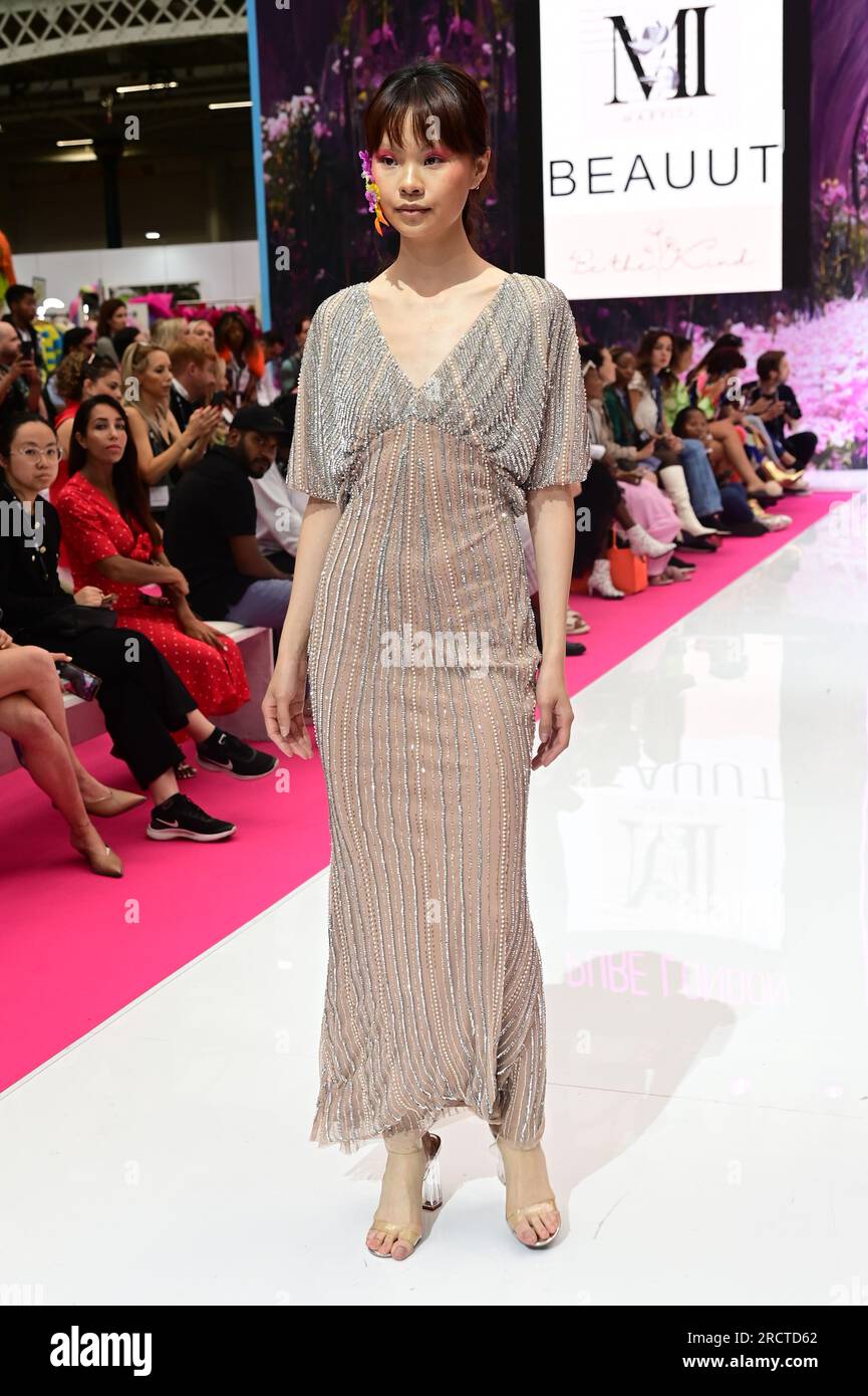 Shanghai tang catwalk hi-res stock photography and images - Alamy