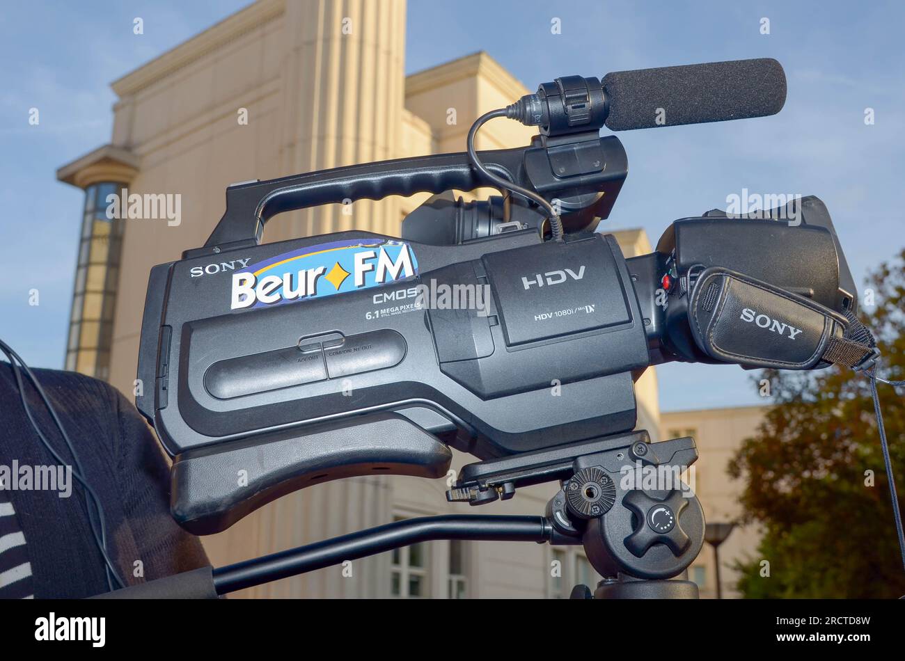 Idir la legende de la musique kabyle hi-res stock photography and ...