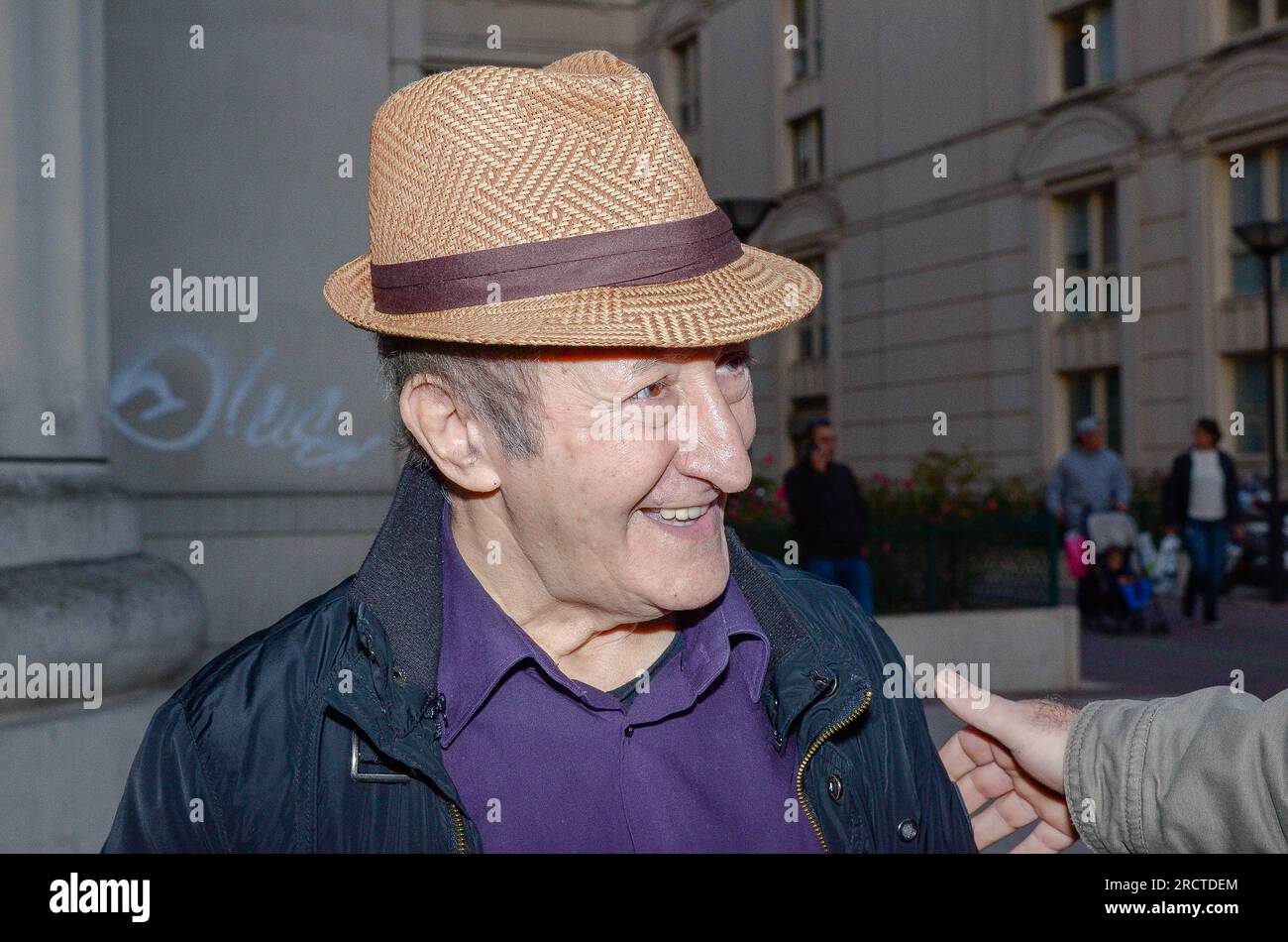 Idir la legende de la musique kabyle hi-res stock photography and ...