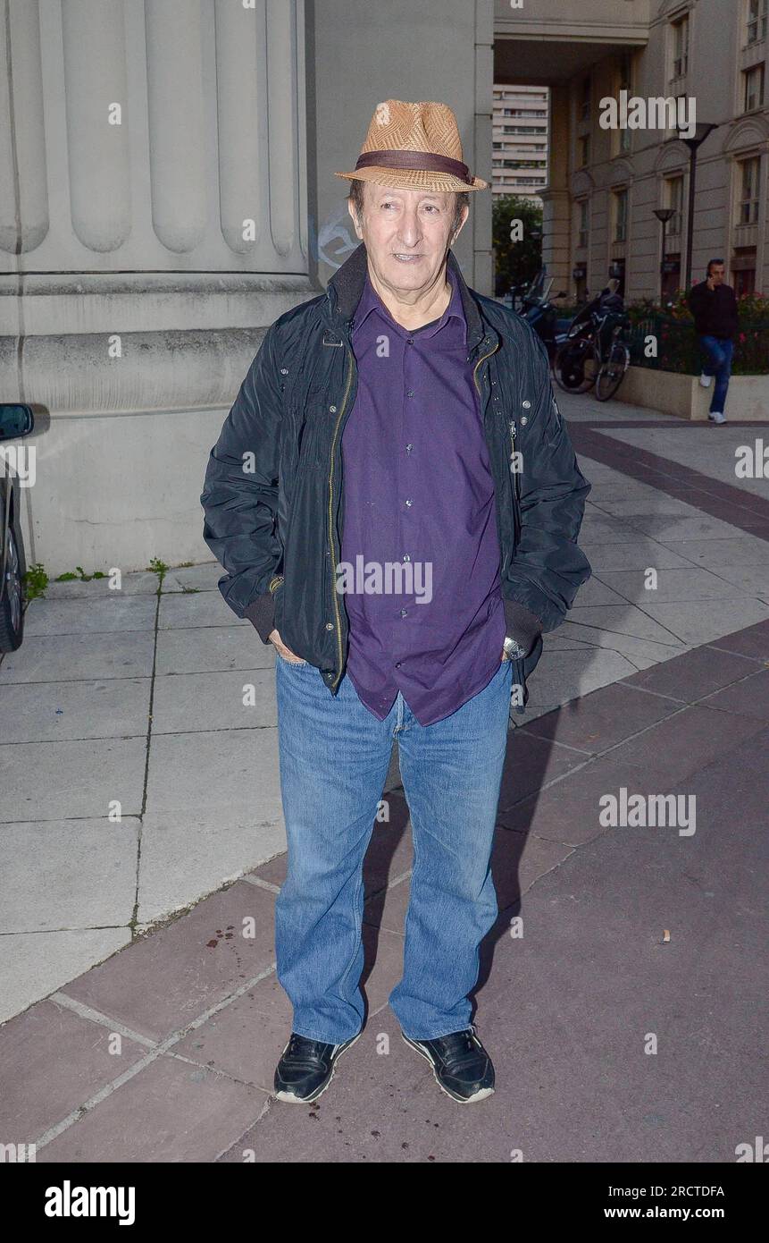 Idir la legende de la musique kabyle hi-res stock photography and ...