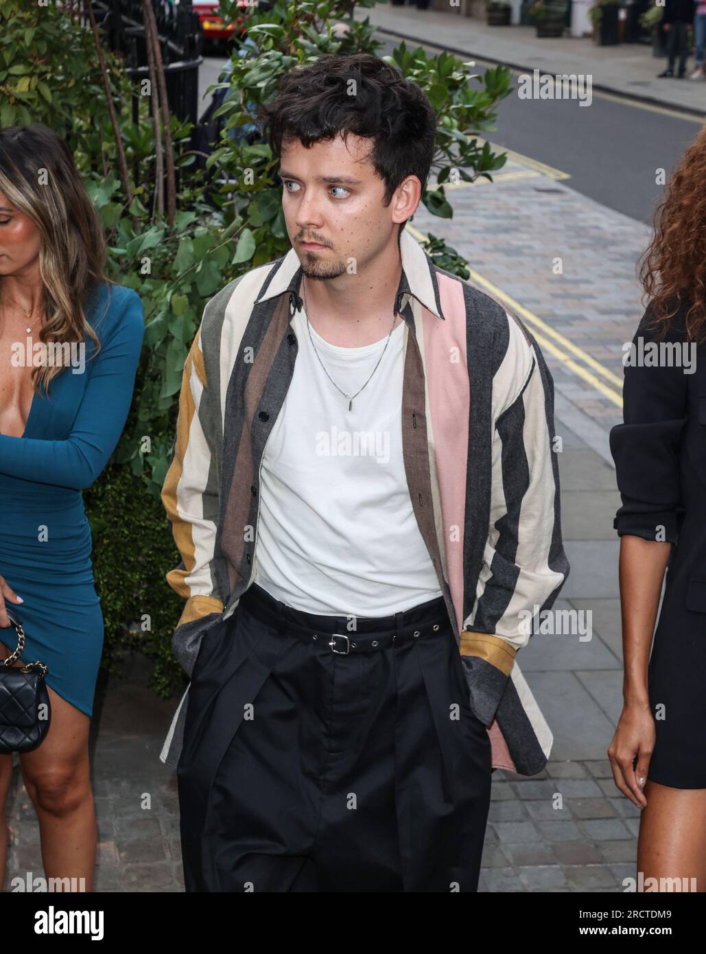 Asa Butterfield Girlfriend