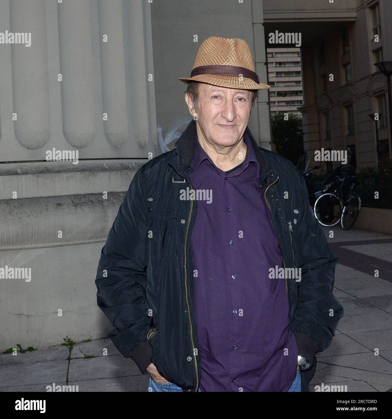 Idir la legende de la musique kabyle hi-res stock photography and ...