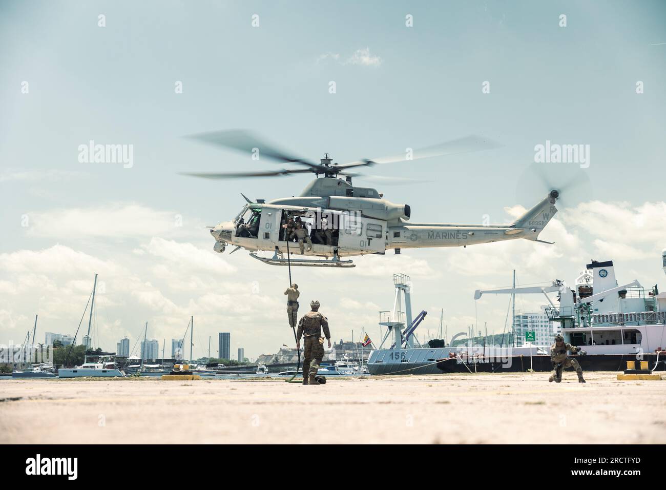 U.S. Marines with 4th Reconnaissance Battalion, 4th Marine Division ...