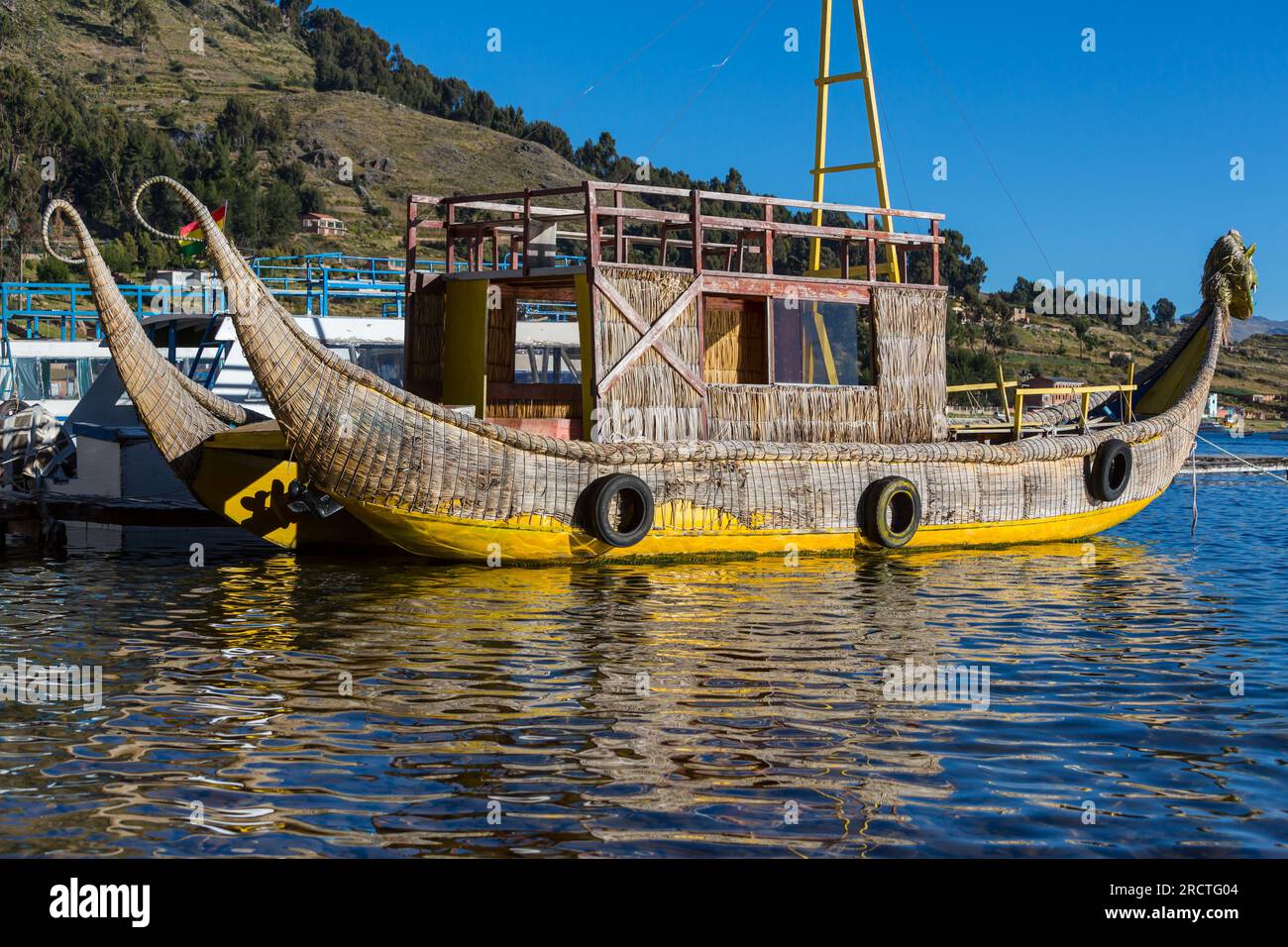 Lago titicaca with indigenous hi-res stock photography and images - Alamy