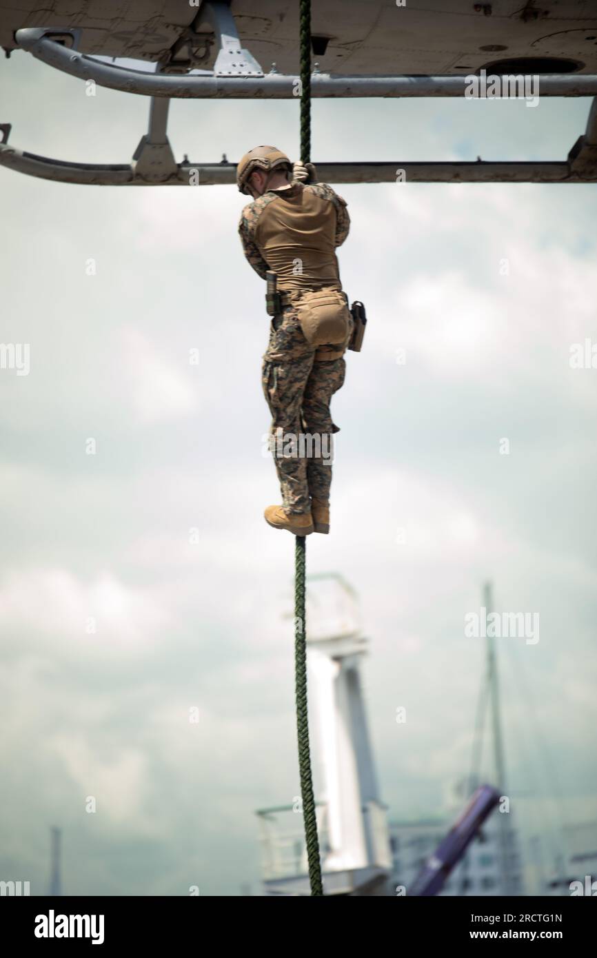 A U.S. reconnaissance Marine with 4th Reconnaissance Battalion, 4th ...