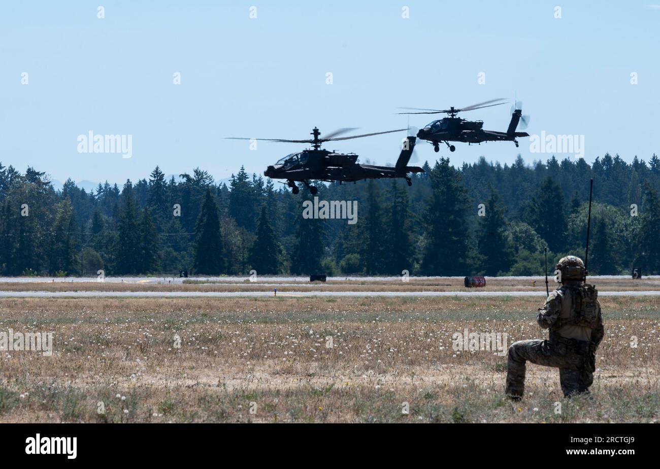 A U.S. Air Force Tactical Air Control Party Airman with the 5th Air ...